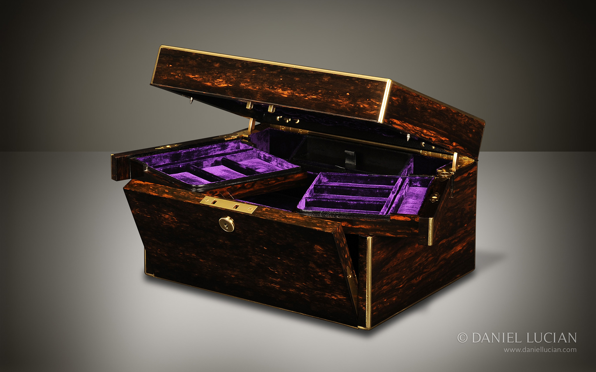 Exterior and Interior Design - Antique Box Guide Antique Box Guide